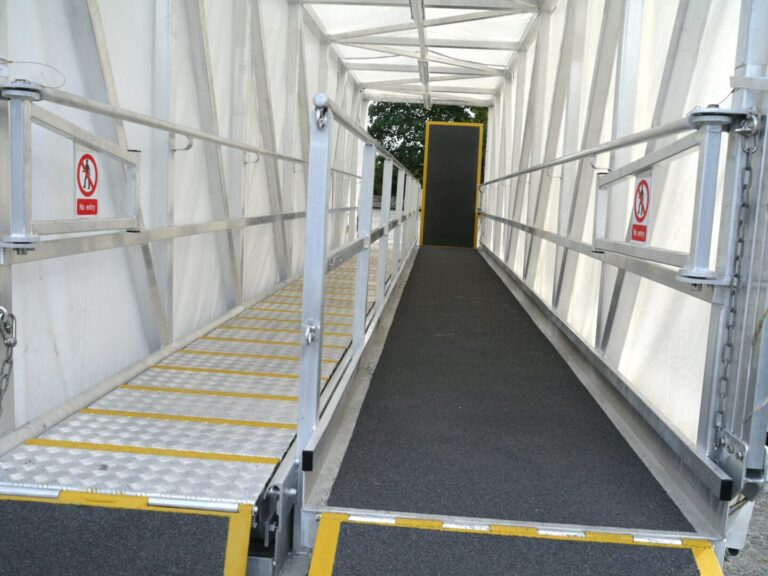 Self Deploying Access Ramp – fitted to ship | Tyne Gangway